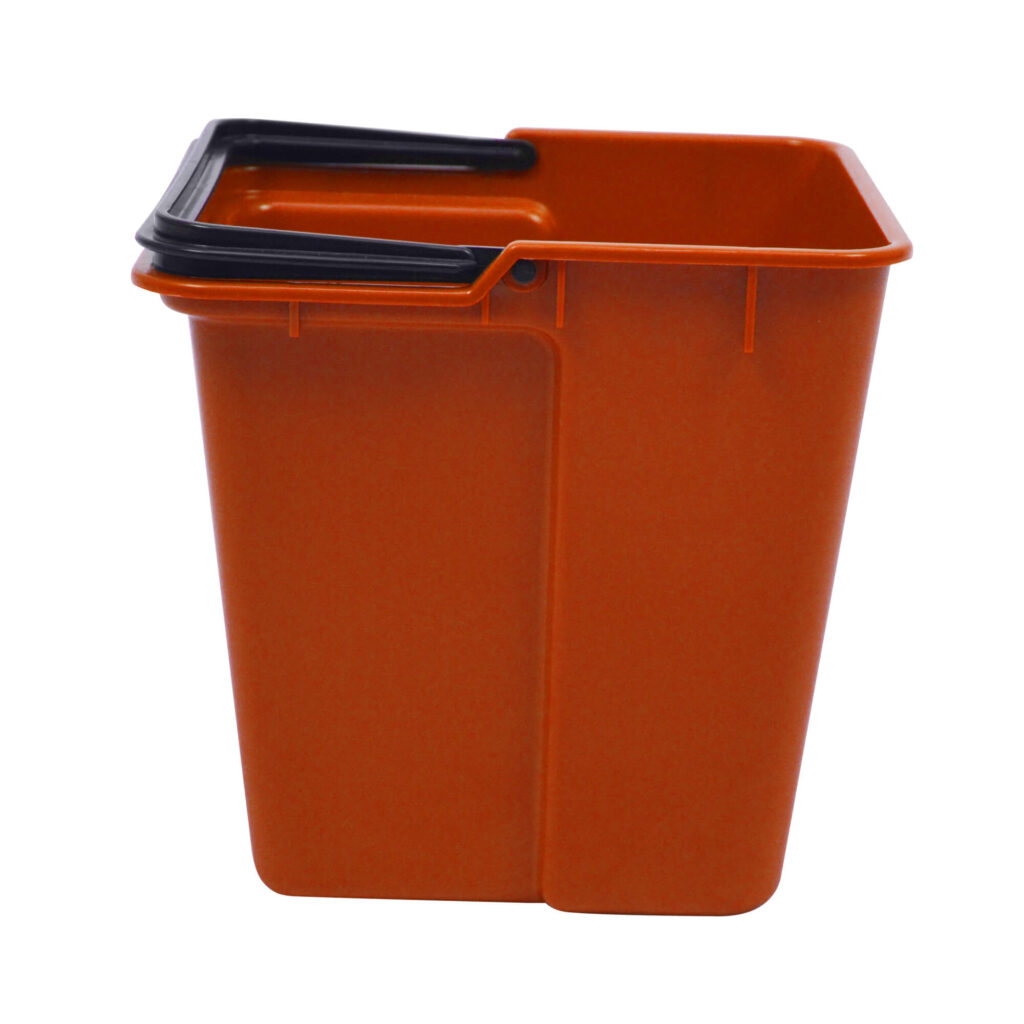 Hand Bucket c/w Handle 4 Litre Red - SYR